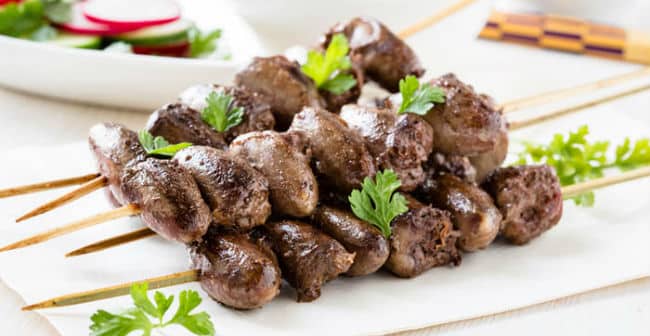 ¿Es saludable el corazón de pollo? Ventajas y desventajas | Salud Responde