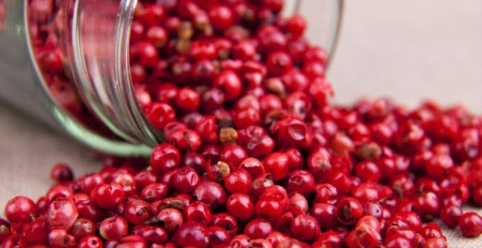 10 Beneficios De La Pimienta Rosa - Cómo Plantar, Disfrutar Y Preparar ...
